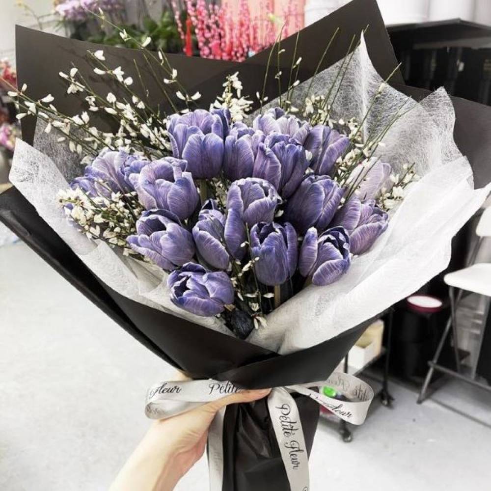 Lavender Tulip Bouquet | Petite Fleur